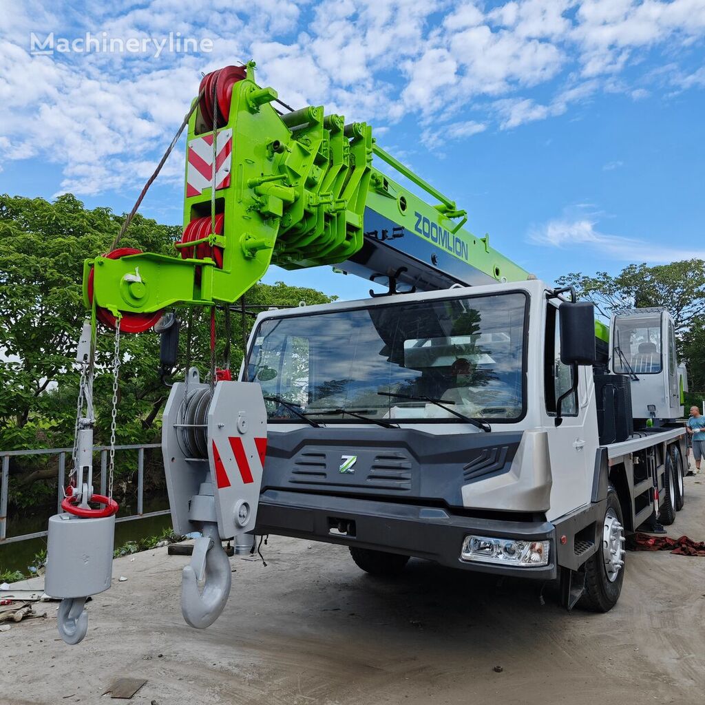 Zoomlion Used ZTC250V Truck Crane* pokretna dizalica