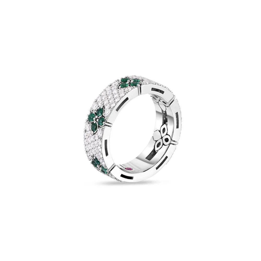 Love in Verona ring with diamonds and emeralds