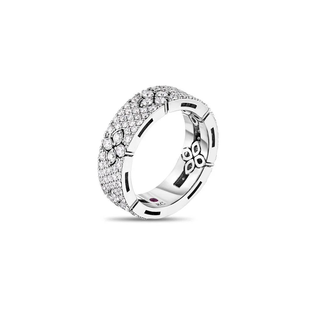 Love in Verona ring with diamonds