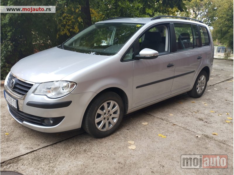 VW Touran 1,9 TDI NOV