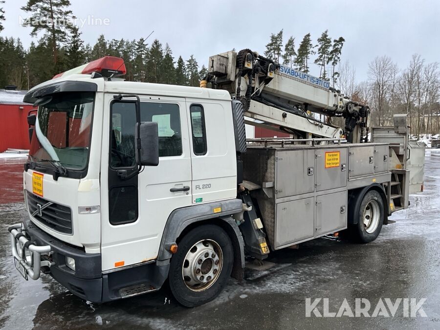 Prodaje se Volvo FL 220 auto dizalicu s korpom na aukciji