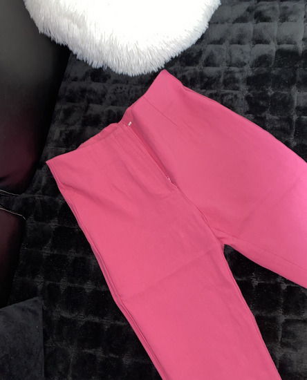 Pink pantalone