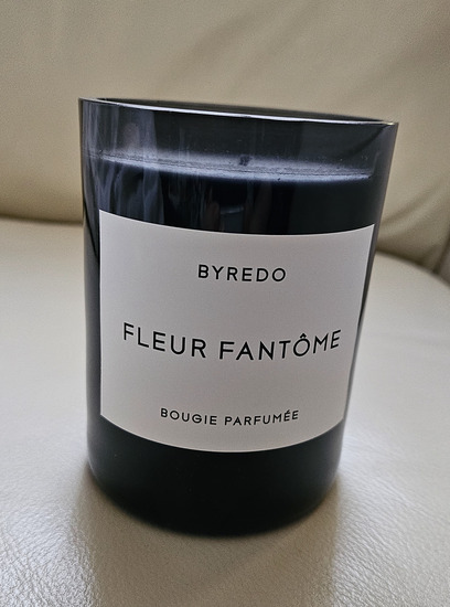 Byredo Scented Candle, Fleur Fantome nova sveća