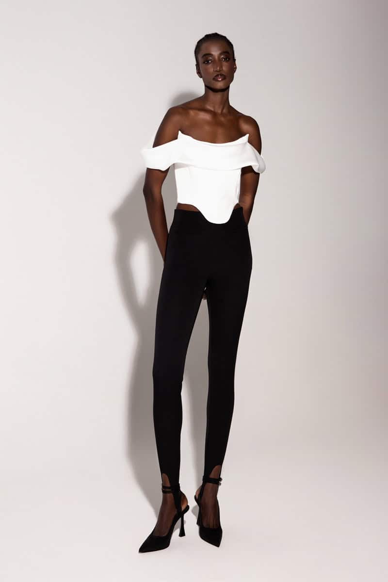 Stirrup pants in black