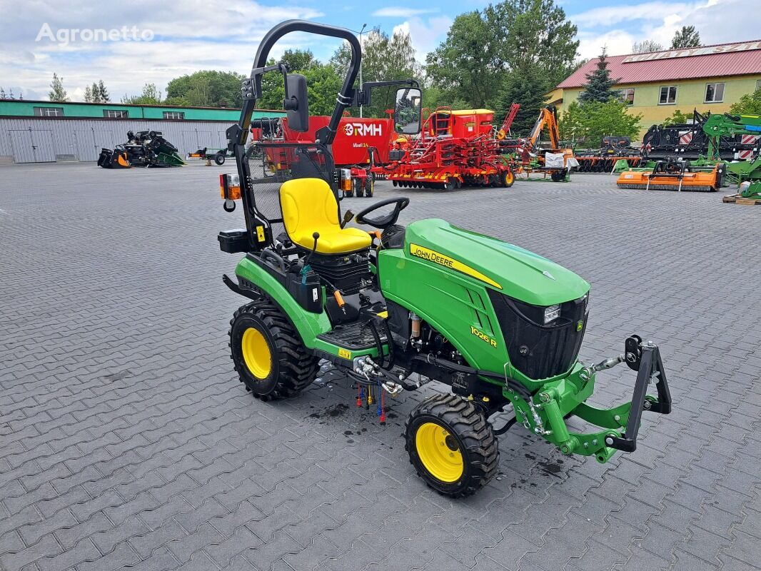 Novi John Deere 1026R traktor točkaš