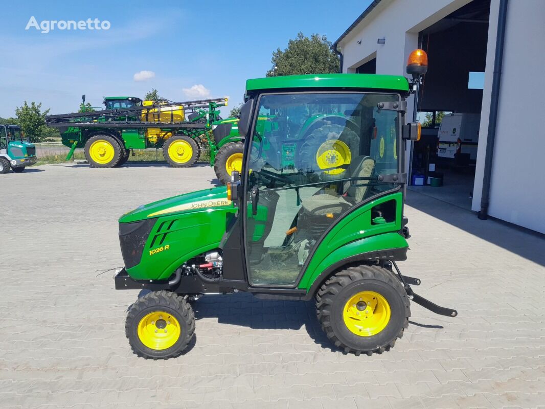 Novi John Deere 1026R traktor točkaš