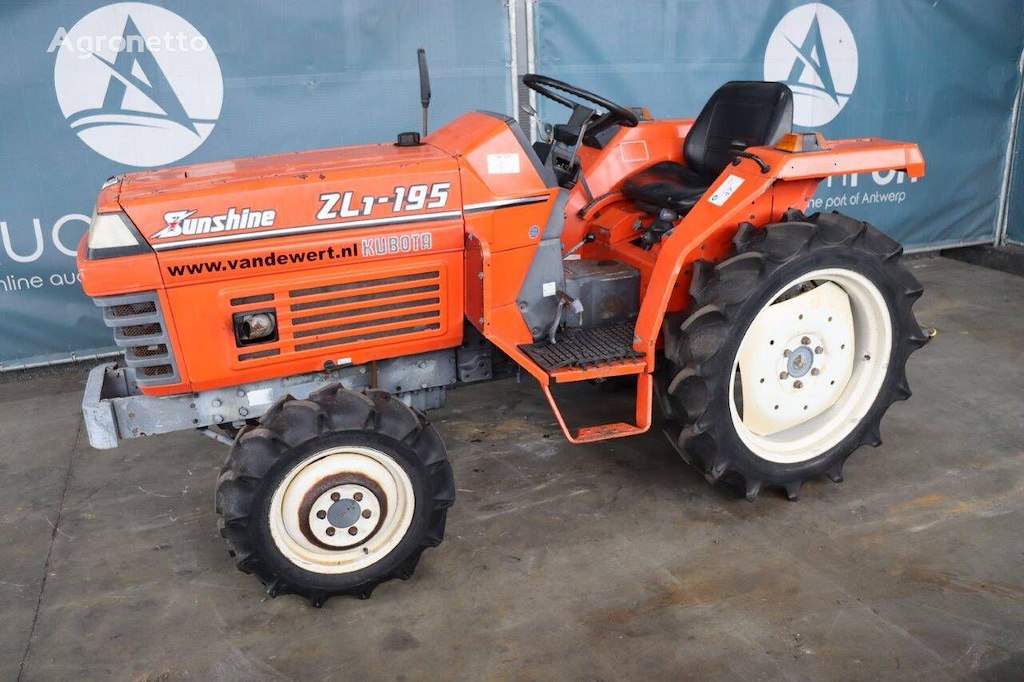 Prodaje se Kubota ZL1-195D traktor točkaš na aukciji