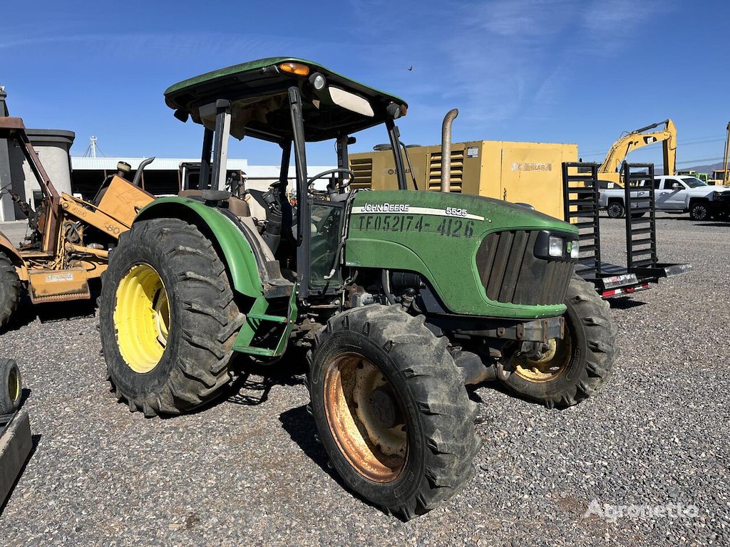 John Deere 5525 traktor točkaš