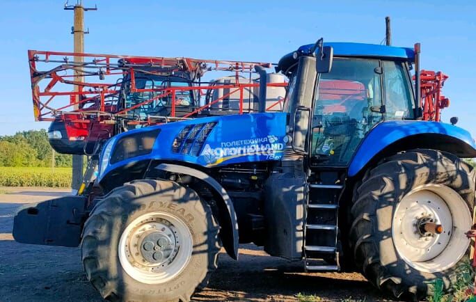 New Holland T8.410 traktor točkaš