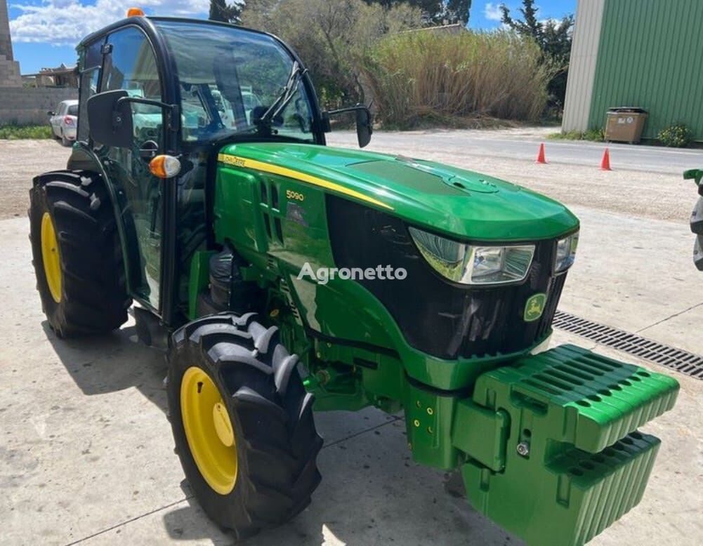 John Deere 5090 traktor točkaš