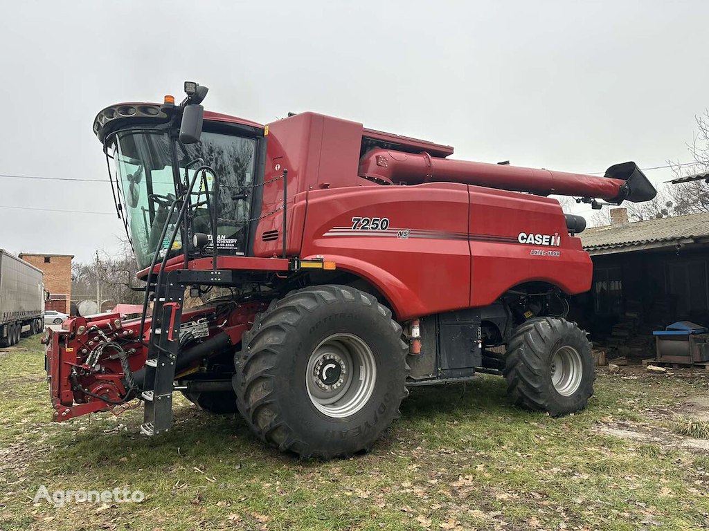 Case IH Axial-Flow 7250 HC + Case IH 3050 HD 9.1 m + Case IH 4408, 8 m + kombajn za žito