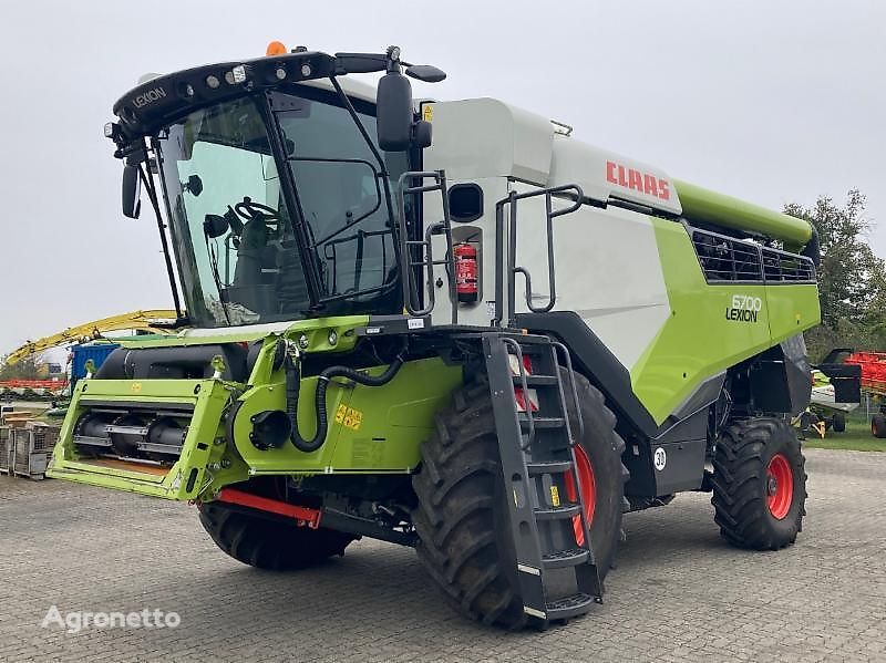 Claas LEXION 6700 kombajn za žito