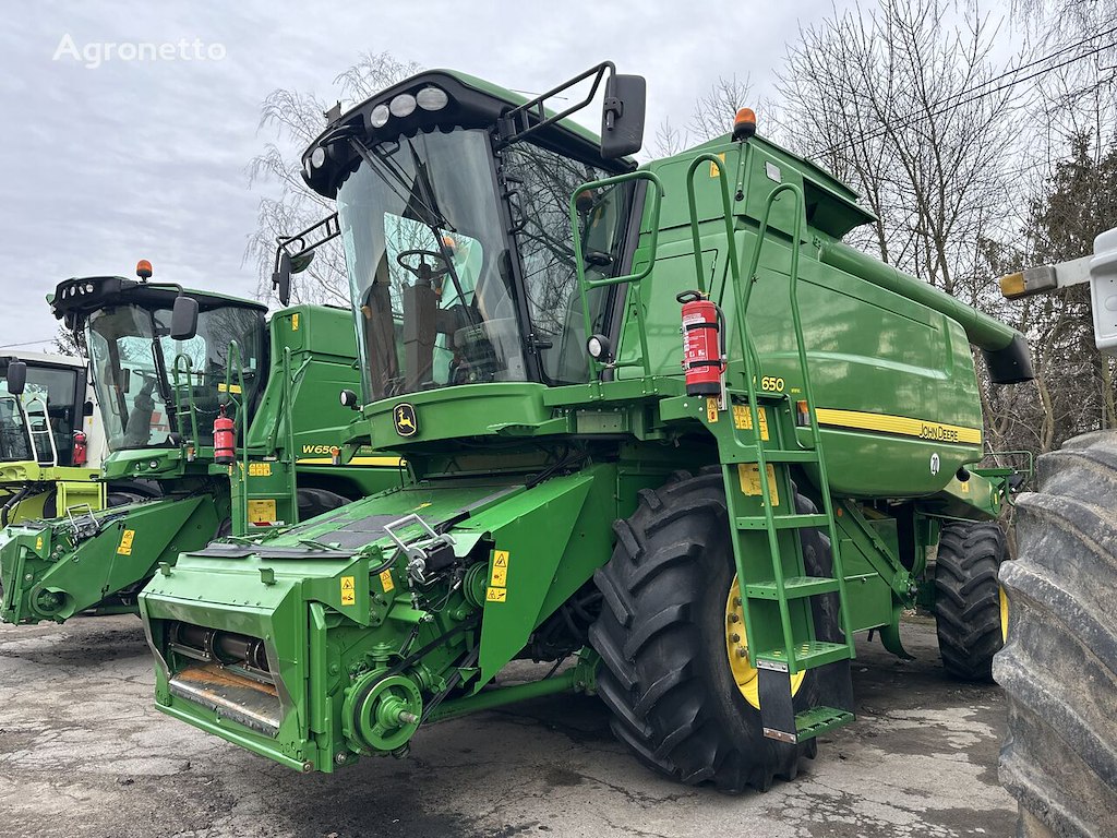 John Deere W650 kombajn za žito