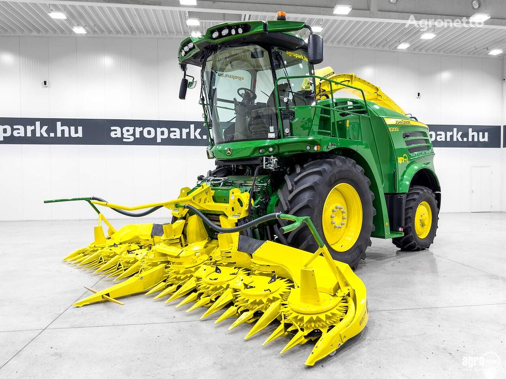 John Deere 8200 4WD krmni kombajn