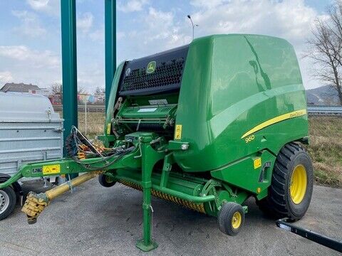 John Deere 960 balirka za okrugle bale