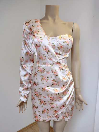 Pretty Little thing haljina vel 42