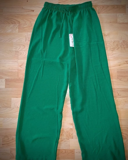 Nove zelene pantalone SADA 600