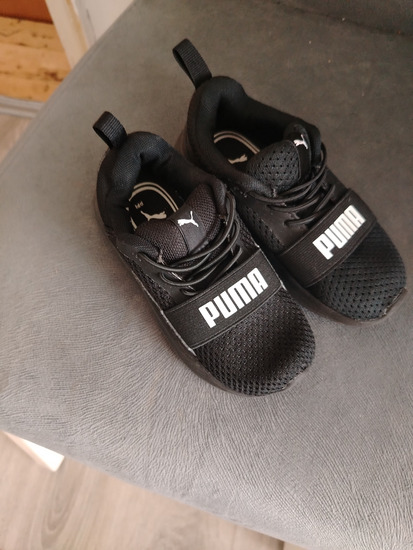 Puma patike 25