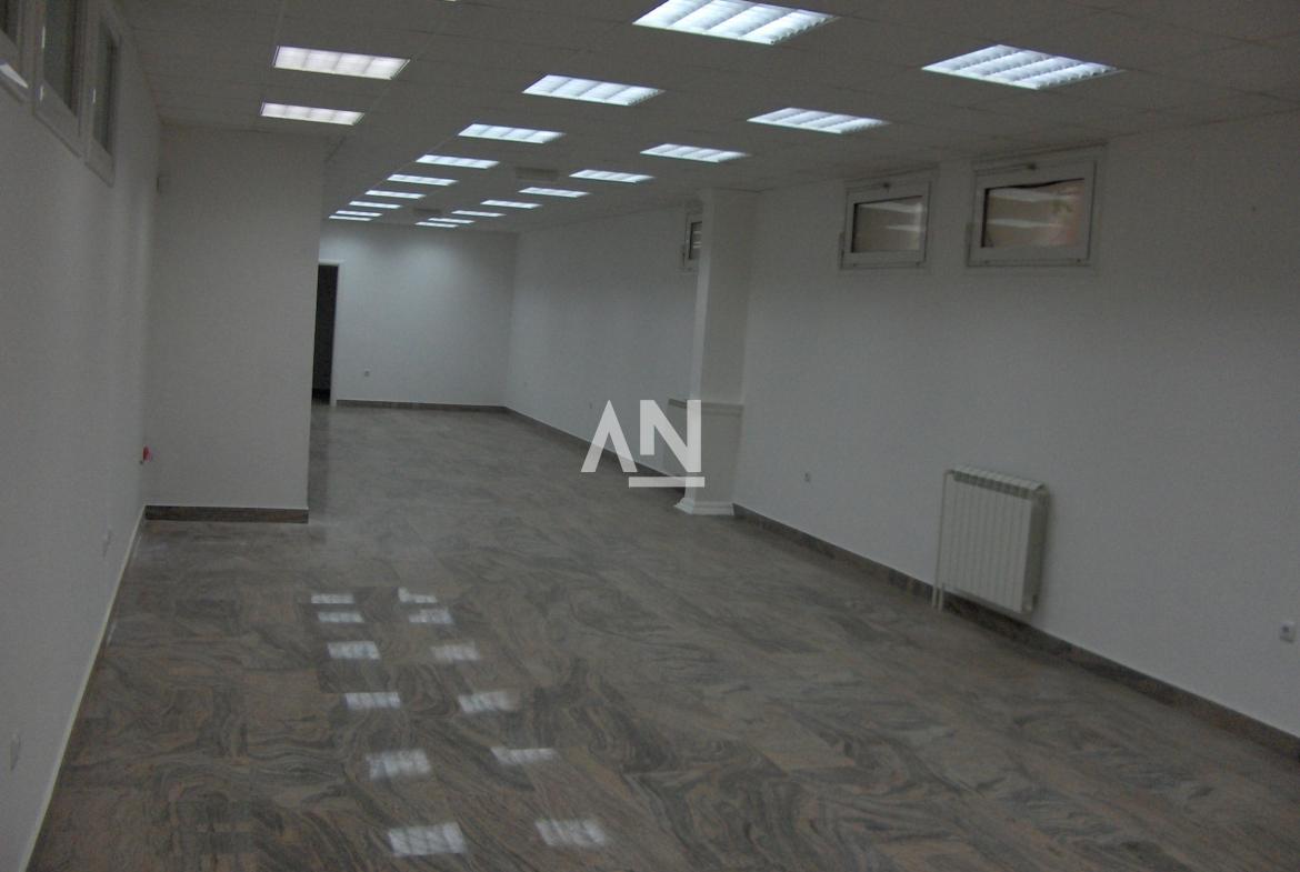 Voždovac, Lekino brdo, Dragačevska, poslovni prostor, 370m2 ID#8525 598.000 €