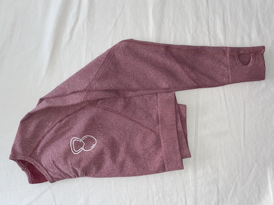 NOV cherry fitness top za trening