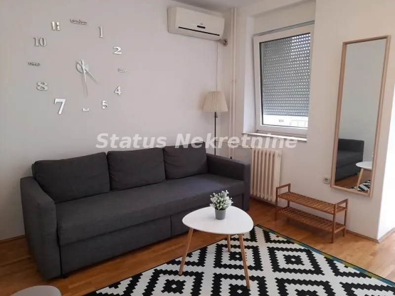 Izdavanje, jednosoban stan, 38m2, Bulevar Oslobodjenja, Novi Sad, Novi Sad