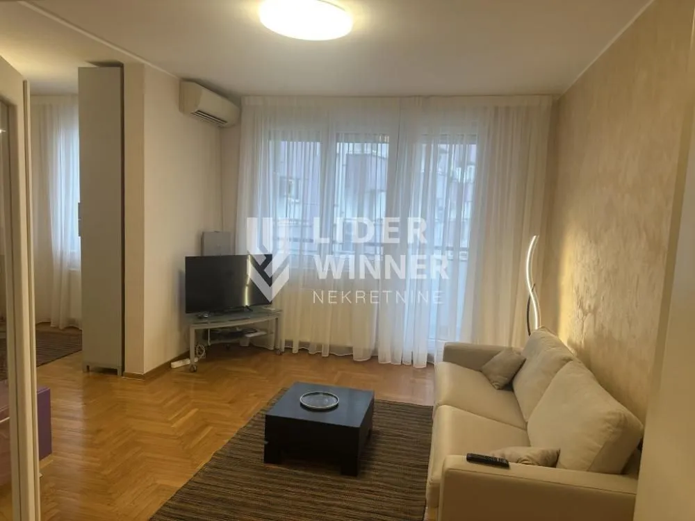 Izdavanje, dvosoban stan, 70m2, Novi Beograd Blok 25, Novi Beograd, Beograd