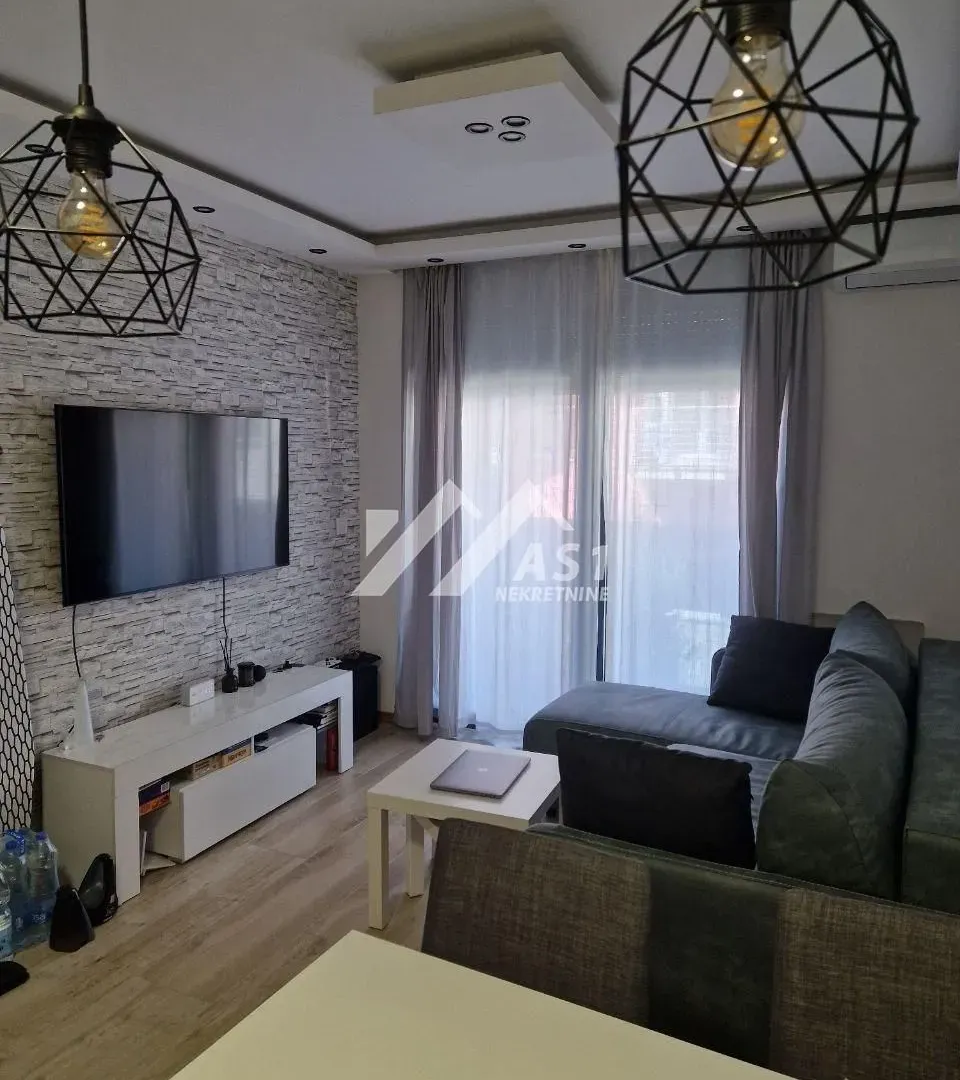 Stan na dan, jednosoban stan, 38m2, Bulevar Oslobodjenja, Novi Sad, Novi Sad