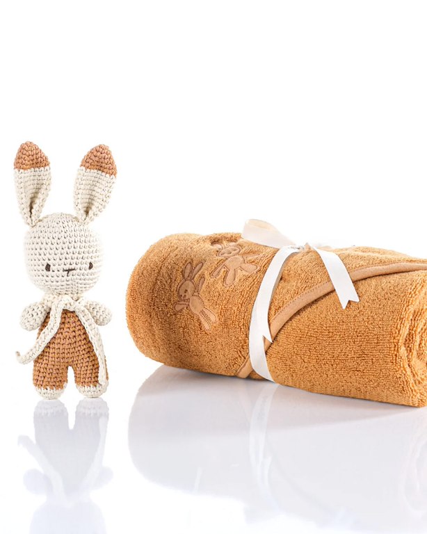 Set za bebe peškir i amigurumi igračka Hare