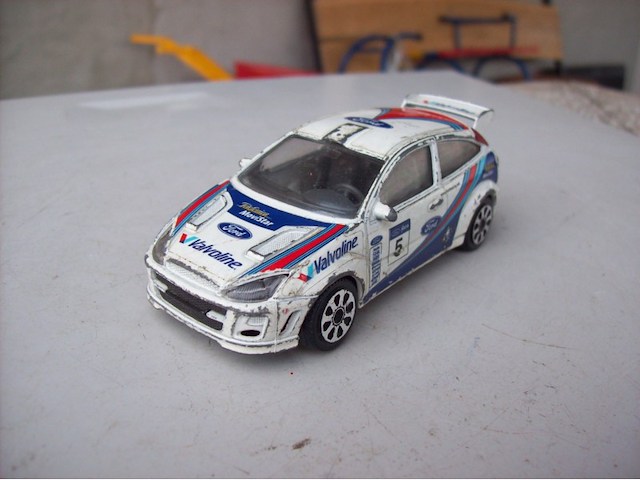 Ford Focus Rally 1/43 burago - Made in Italy