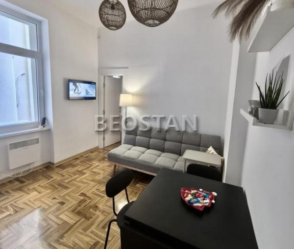 Novopazarska, Dvosoban stan za izdavanje, 30m2, 700€