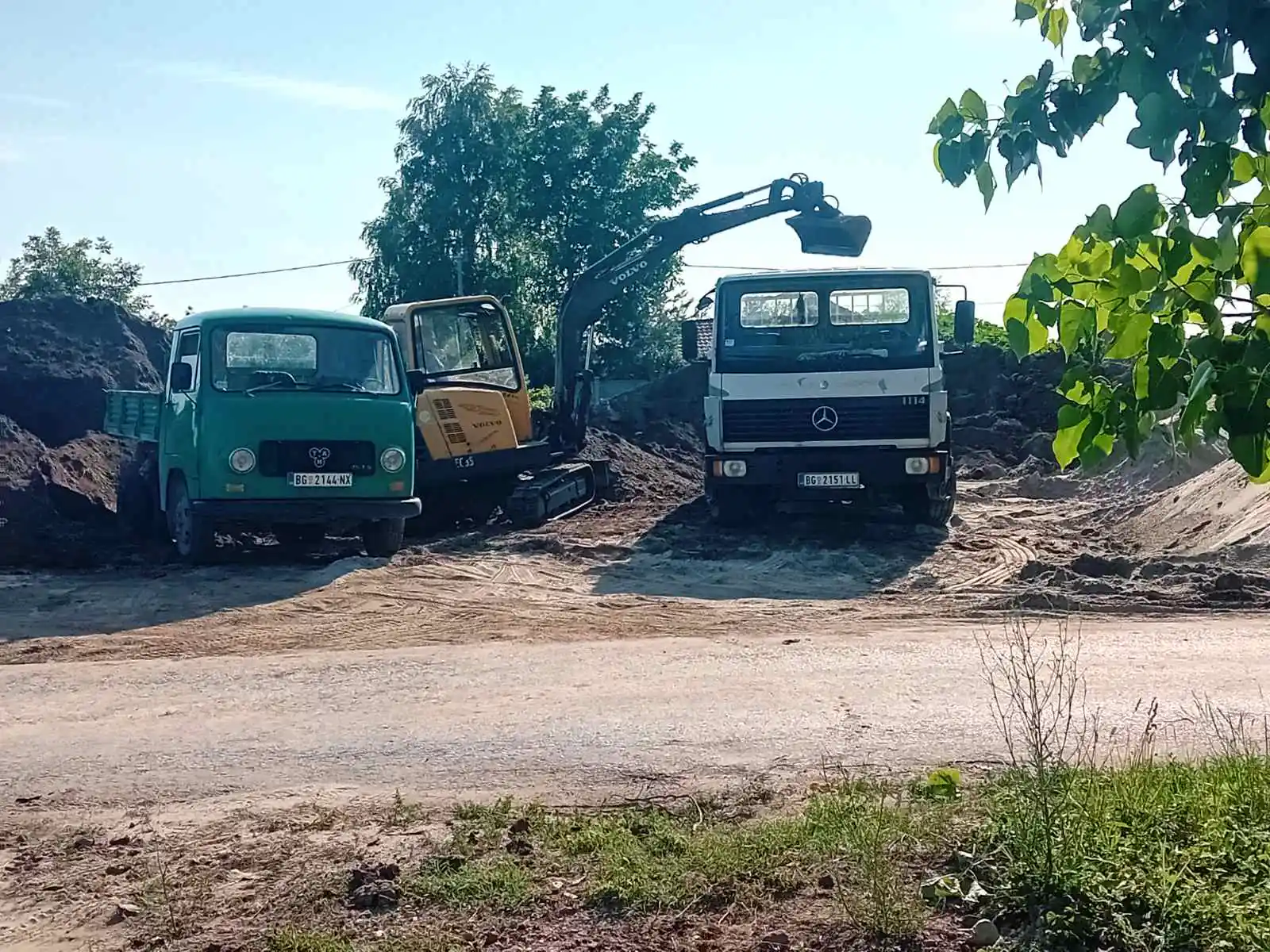 Iskopi kopanje mini bagerom-Beograd