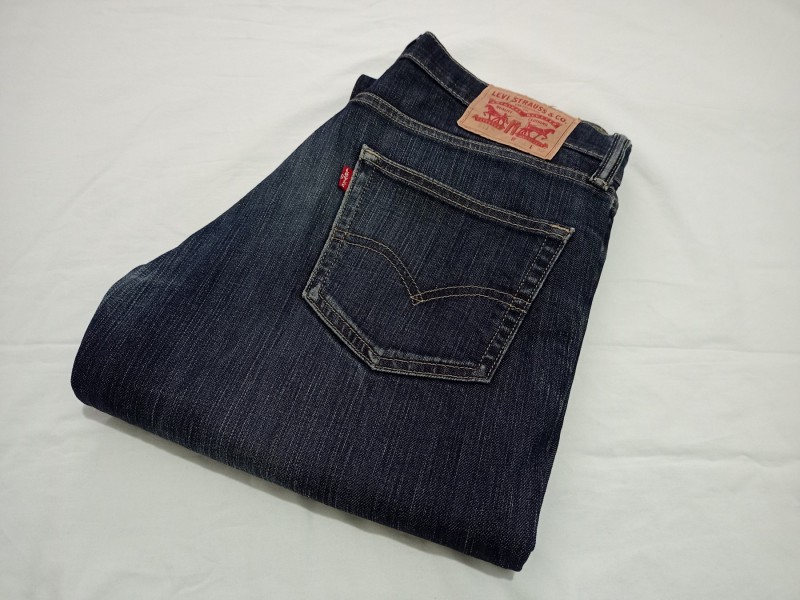 Levis 511 - Slim Fit Jeans