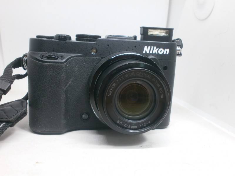 Nikon Digital Camera Coolpix P7700