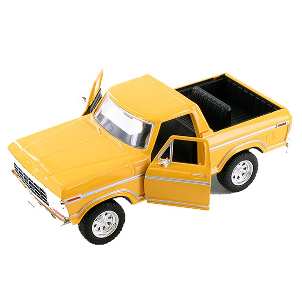 Motor Max metalni auto 1:24 1978 Ford Bronco 25/79374