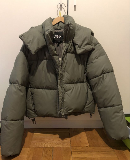 Zara Bomber jakna nova