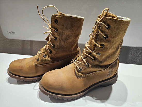 Timberland cipele br 39