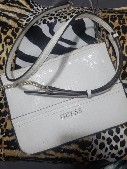 Guess original bela torbica