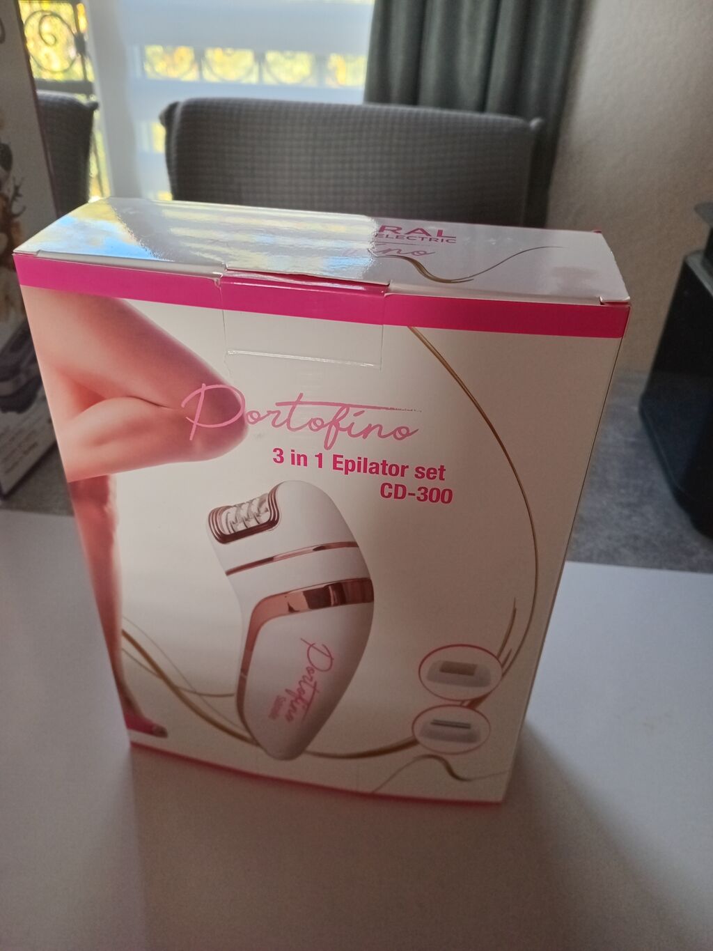 Epilator nov neraspakovan iz corala