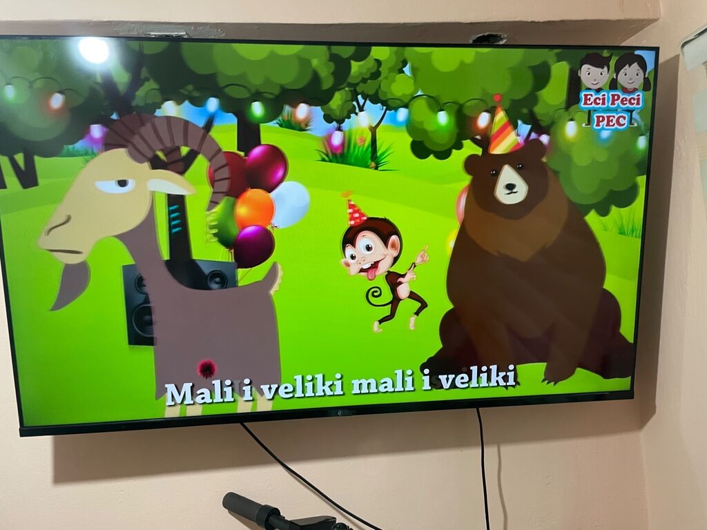 Na prodaju blutut panasonic mini linija s daljinskim i tv smart 58