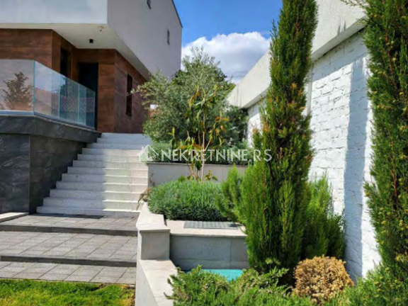 Petrovaradin, Petrovaradin, Kuća, 192m2, 1000000 EUR