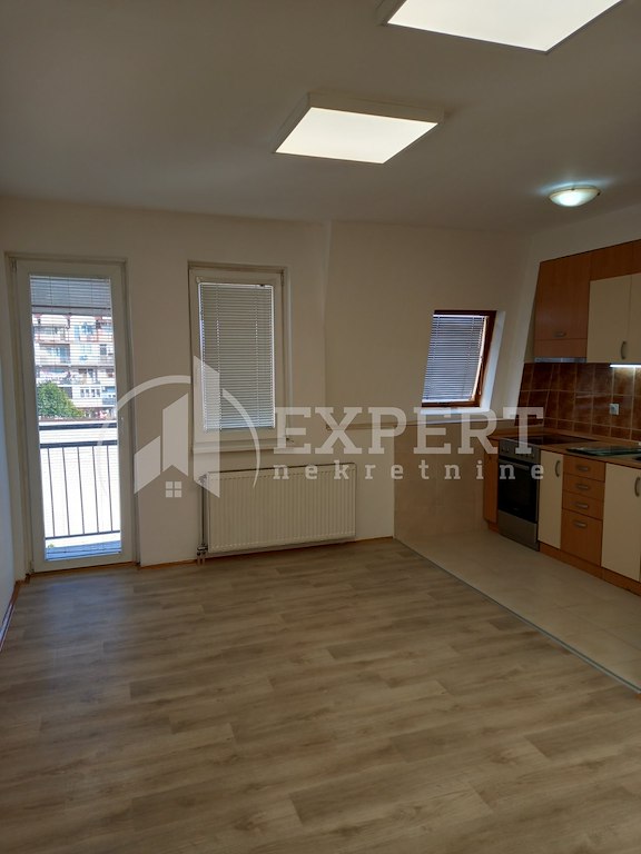 Dvosoban stan, 70 m2, Centar, Obrenovićeva ID: i-013166