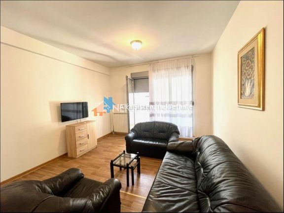 Vračar, Crveni krst, 3.0 stan, 85m2, 335000 EUR, ID 37704