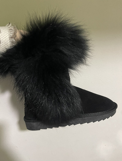 Ugg Australia prirodno krzno