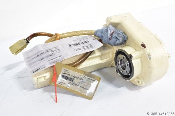 Servo motor Menjač Jedinica
Siemens 1FT3043-6AK21-9-Z S12