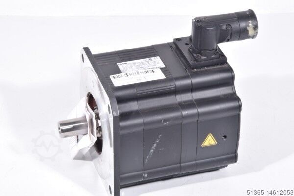 Servomotor
Lenze MCS 19F30-RS0B0-A28N-ST6S00N-R0SU