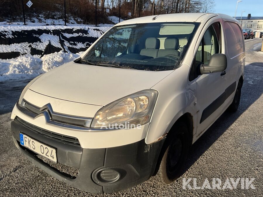 Prodaje se Citroen Berlingo laki furgon na aukciji