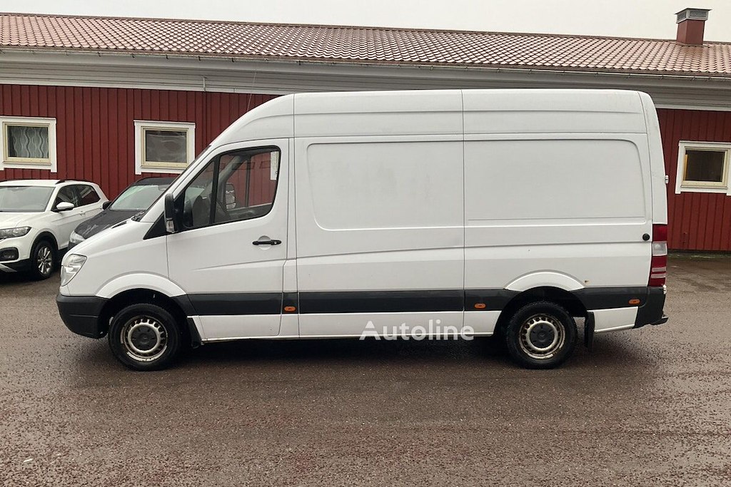 Prodaje se Mercedes-Benz Sprinter minibus furgon na aukciji