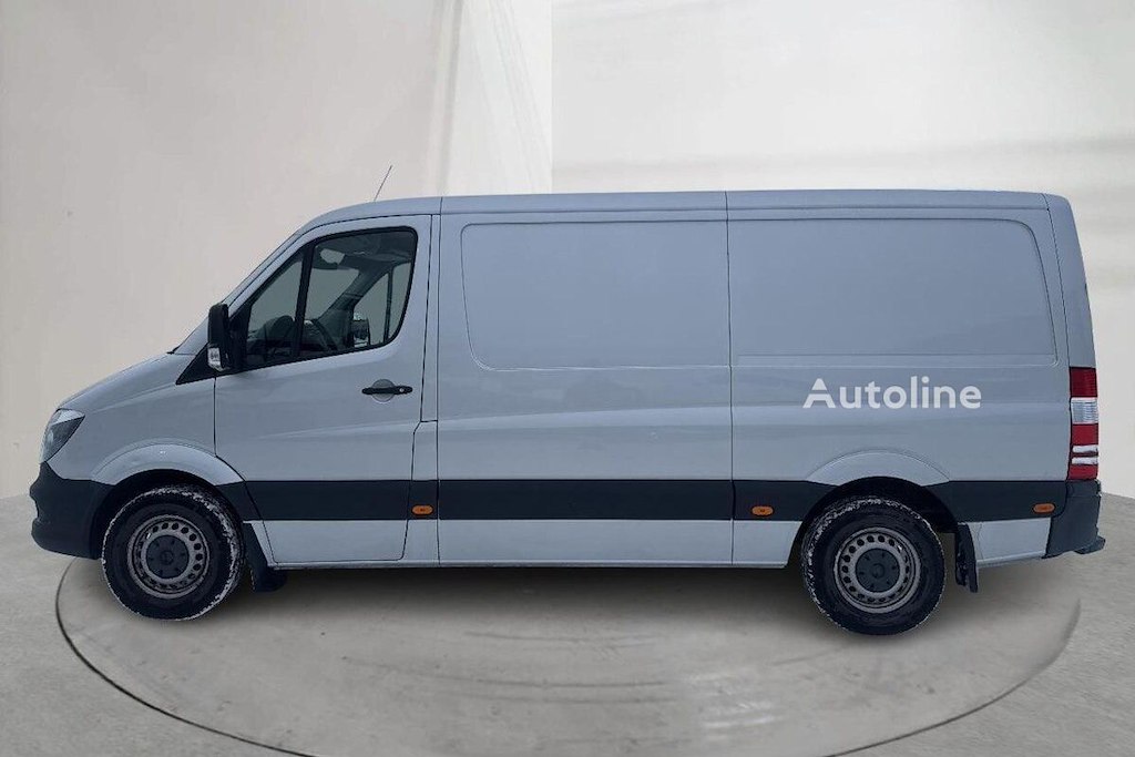 Prodaje se Mercedes-Benz Sprinter minibus furgon na aukciji