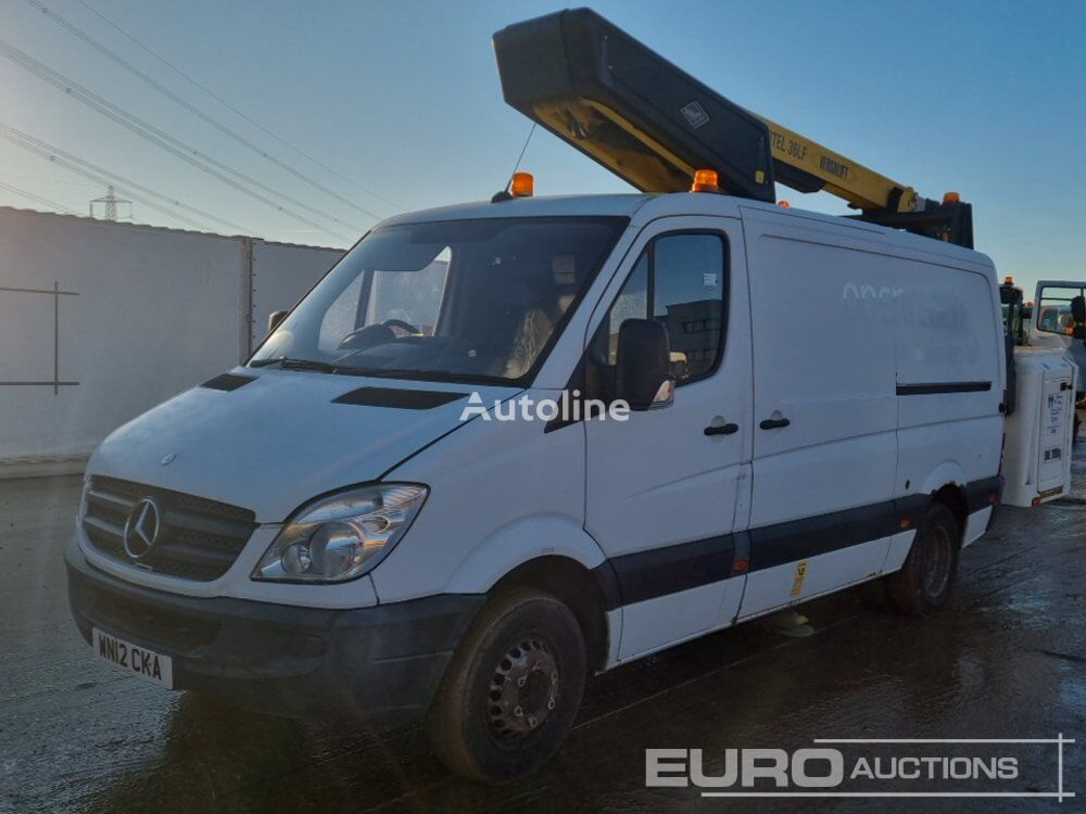 Prodaje se Mercedes-Benz Sprinter minibus furgon na aukciji