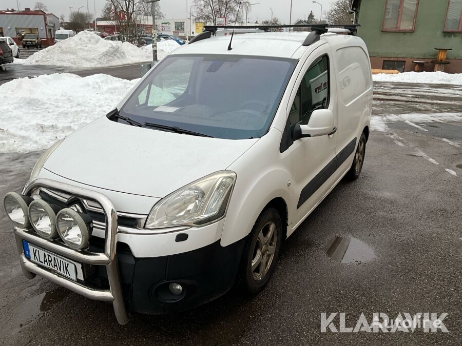 Prodaje se Citroen Berlingo laki furgon na aukciji